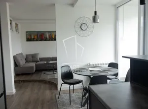 Izdavanje Stan - Beograd, Voždovac: Voždovačka crkva - FON - Saobraćajni fakultet