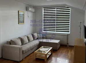 Izdavanje Stan - Novi Sad, Socijalno - Rotkvarija