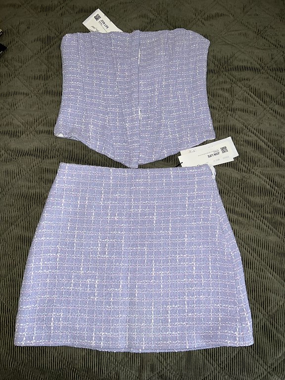 ZARA komplet vel.XS/S NOVO Suknja je XS,top je S ali odgovara ko nosi