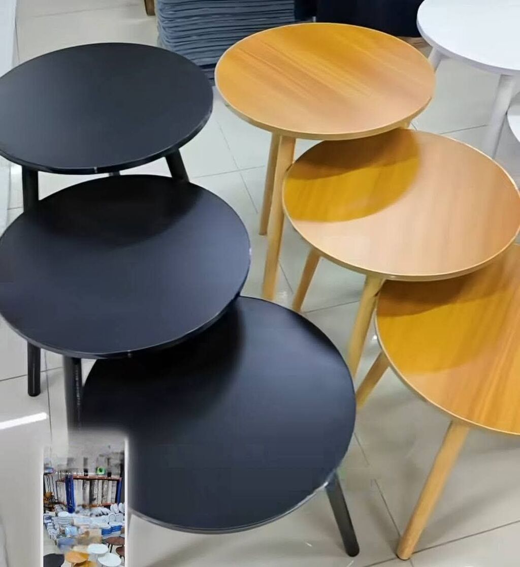 Set okruglih pomoćnih/klub stolova – skandinavski stil - Dizajn