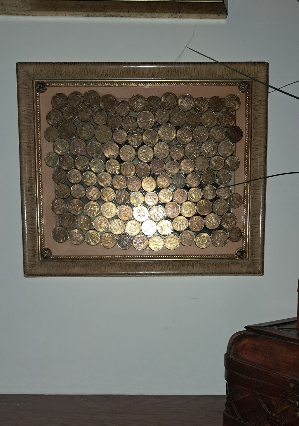 Unikatna zidna slika od kovanica – ručna izrada - Materijal