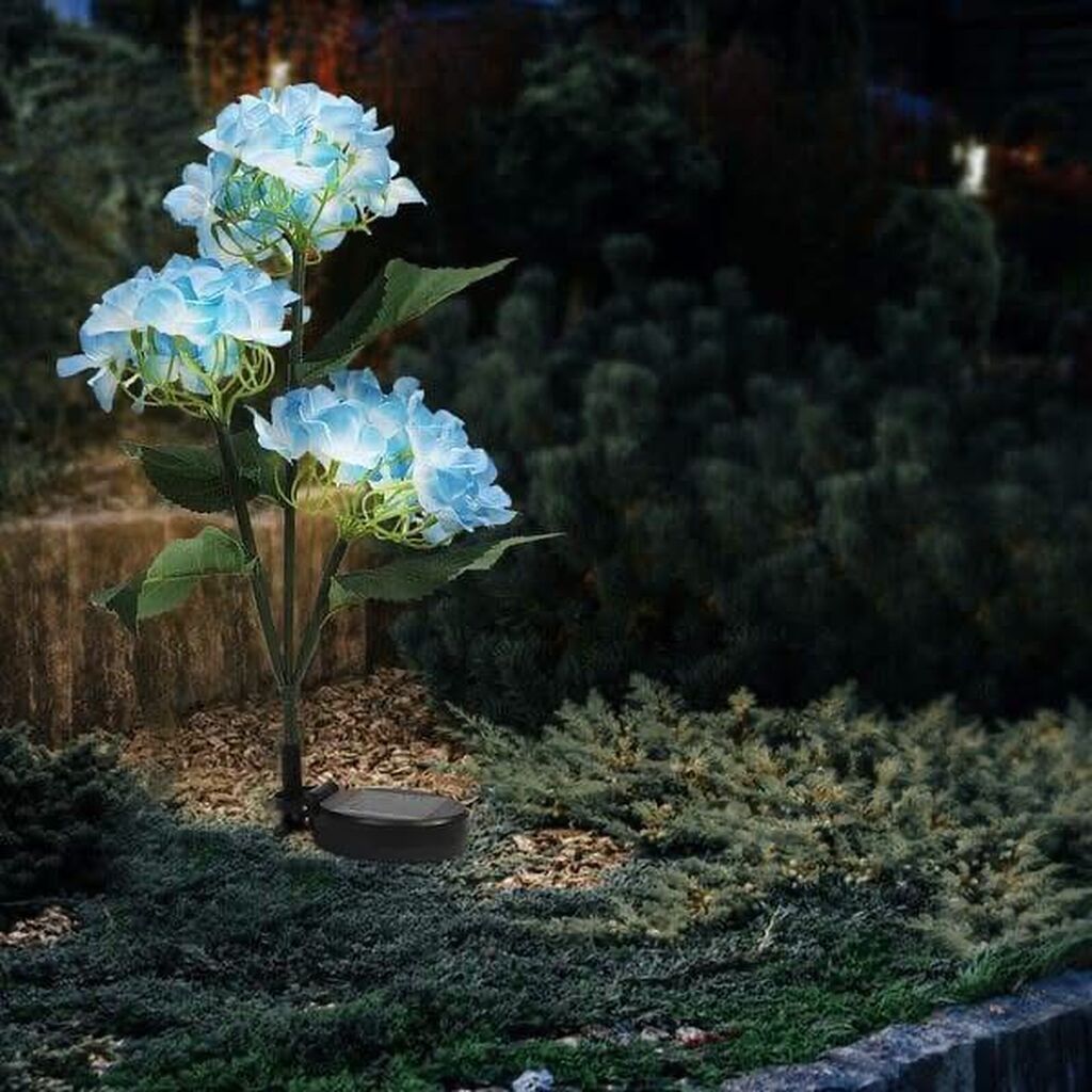 Solarna lampa Hortenzija 2600 RSD Solarna lampa u obliku cveta. Preko