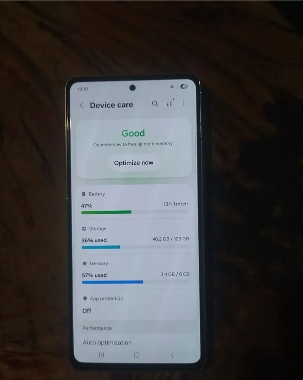 Samsung Galaxy A53 5G (model SM-A536B/DS), bela boja. Ključne