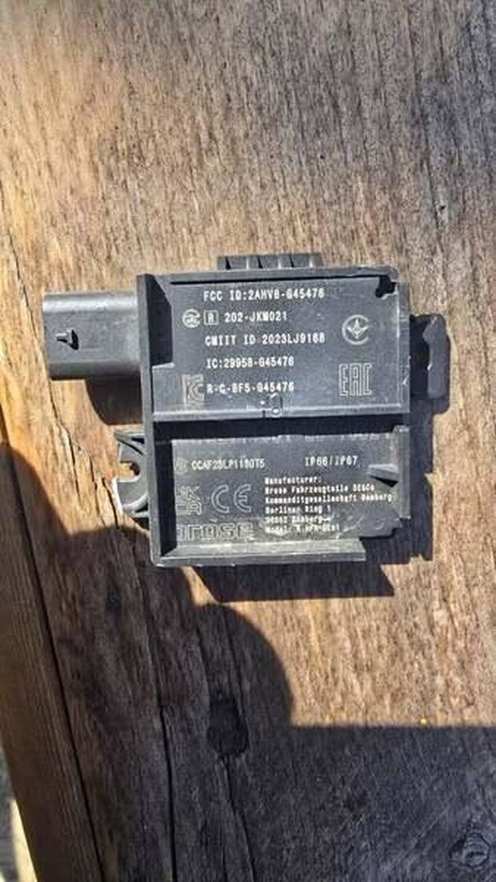 RADAR SENZOR UDARA ZA BMW SERIJA 1, SERIJA 2, SERIJA 5 . | BMW