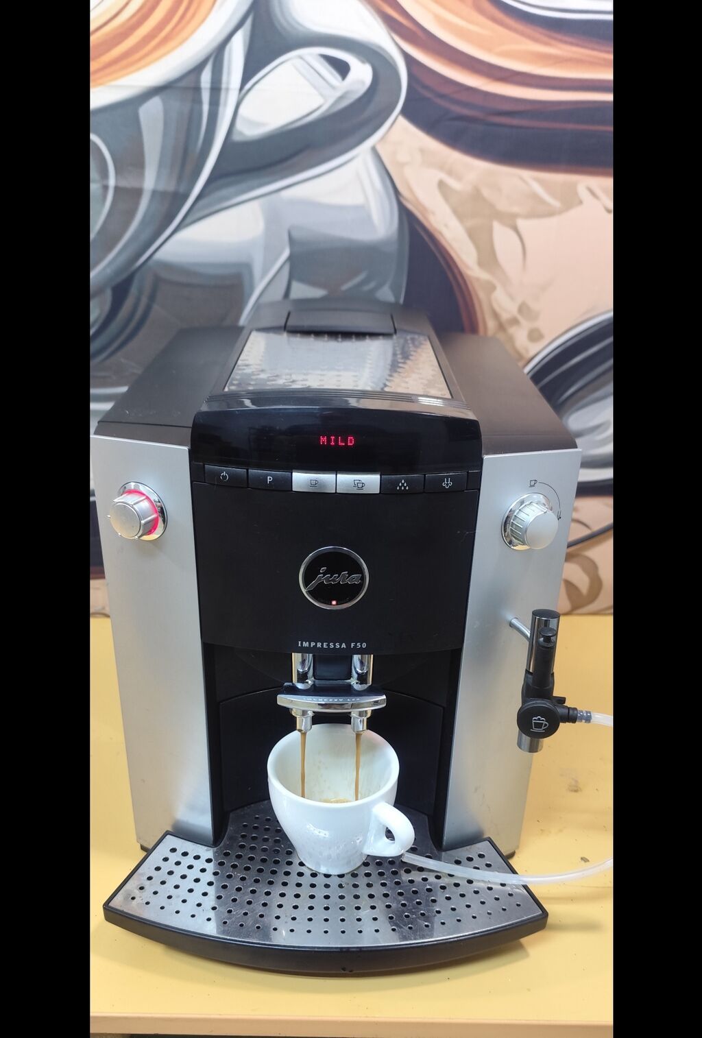 Jura Impressa F50 – automatski aparat za kafu sa ugrađenim mlinom -