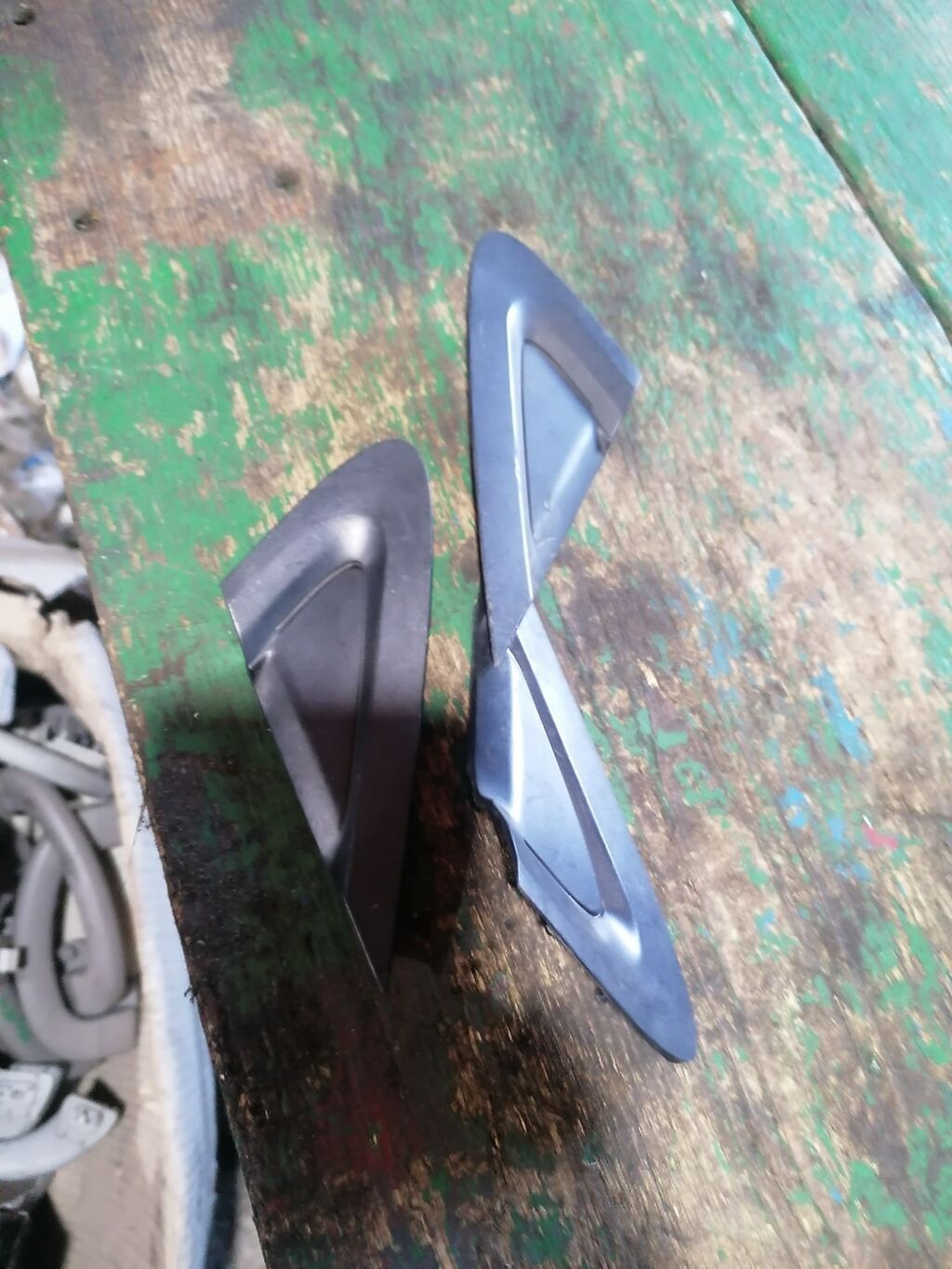 Poklopac krila – Fiat Grande Punto Opis: - Plastični poklopci/ukrasne