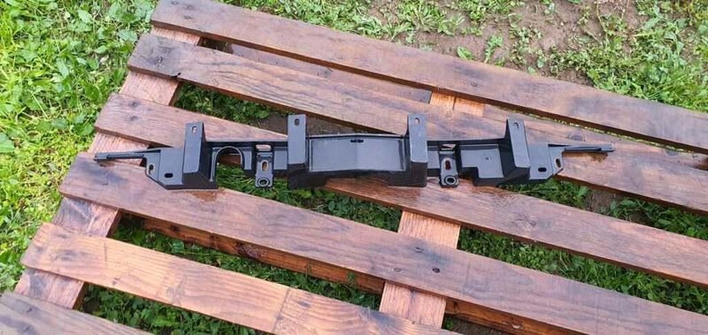 NOSAČ HLADNJAKA BRANIKA ZA OPEL ASTRA J | Opel Astra j nosač