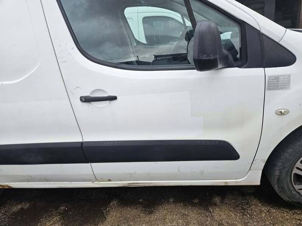 DESNA VRATA ZA PEUGEOT PARTNER OD 2008. DO 2012. GOD. | Desna Vrata