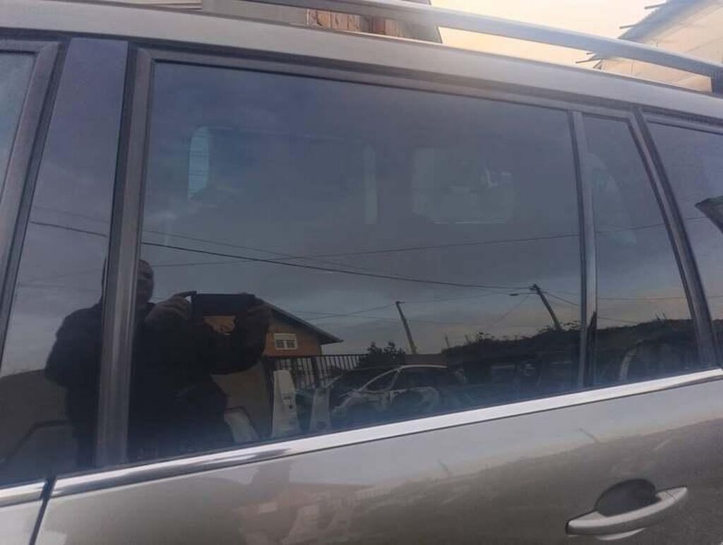 STAKLO ZADNJIH LEVIH VRATA ZA CITROEN C4 GRAND PICASSO OD 2006. DO