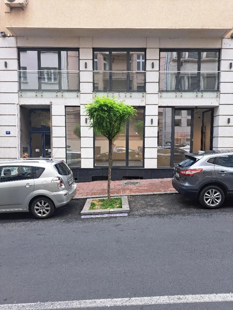 Prodaja, poslovni prostor, 224m², Stari Grad, Beograd