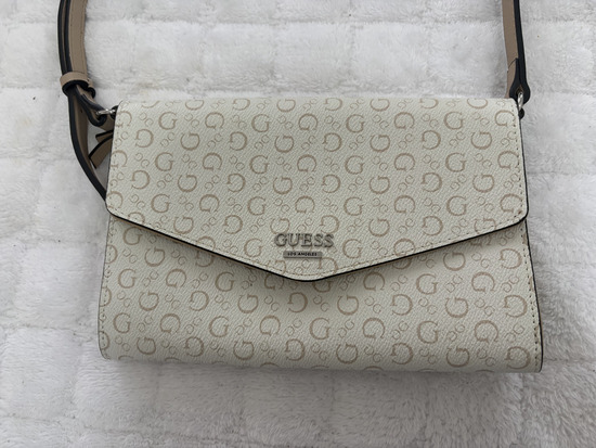 Guess torbica