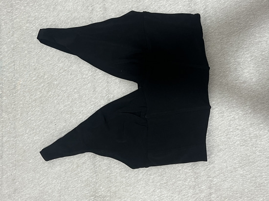 Crni korset top