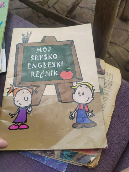 Moj srpsko engleski recnik