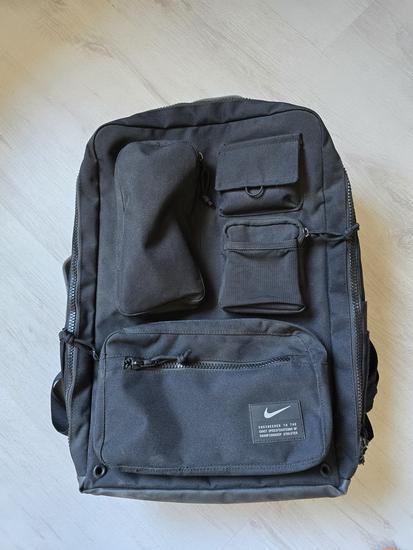 NIKE vrhunski ranac