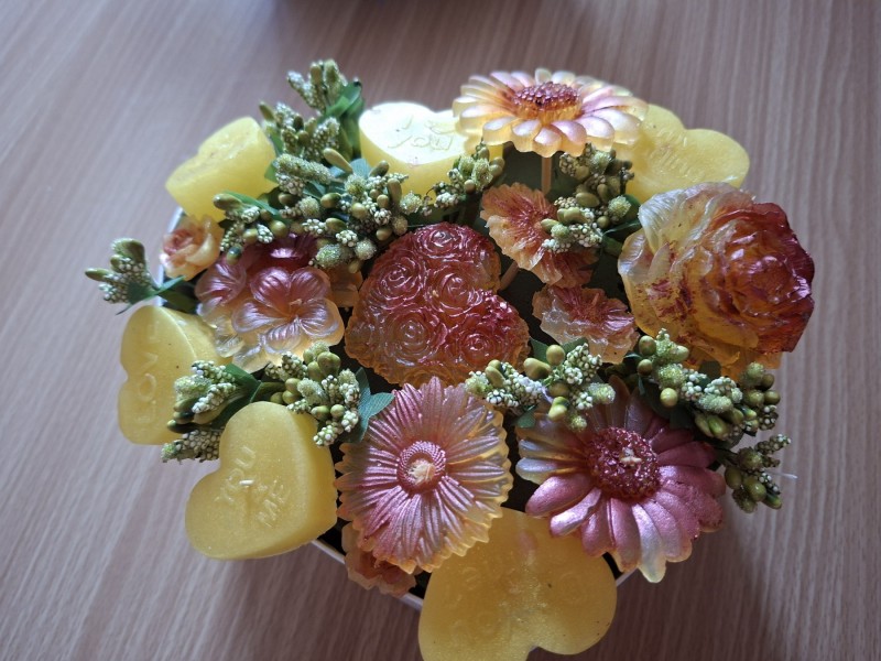 Mirišljavi glicerinski sapuni u vidu ikebana