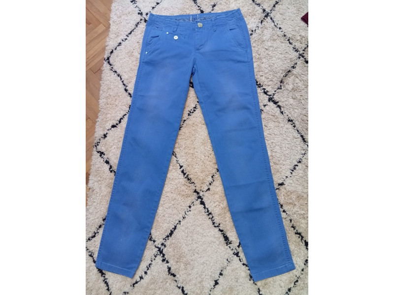 TOMMY HILFIGER br 42
