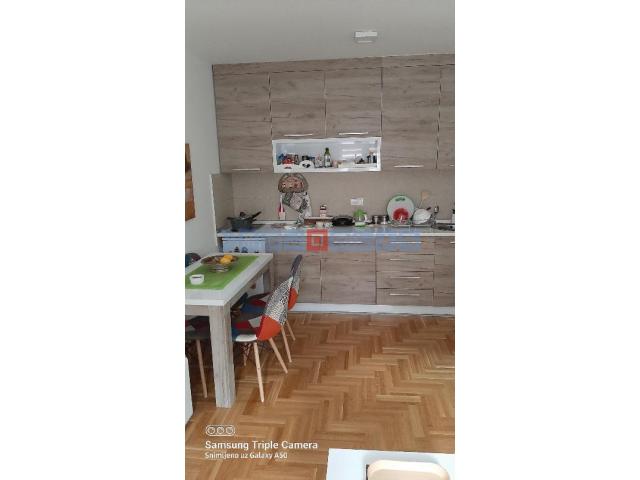 Prodajem apartman Zlatibor
