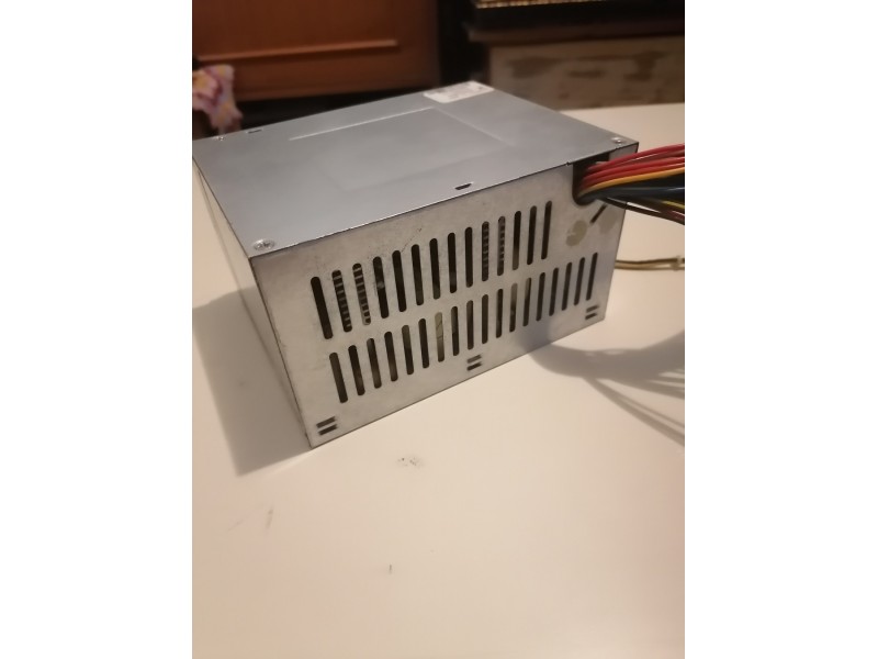 KME 450W napajanje