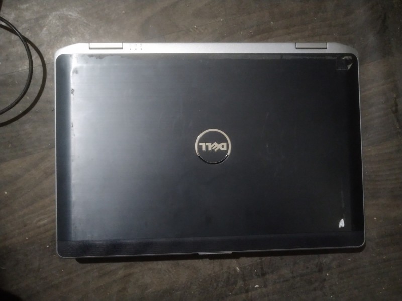 2 komada Dell latitude e6430 core i5