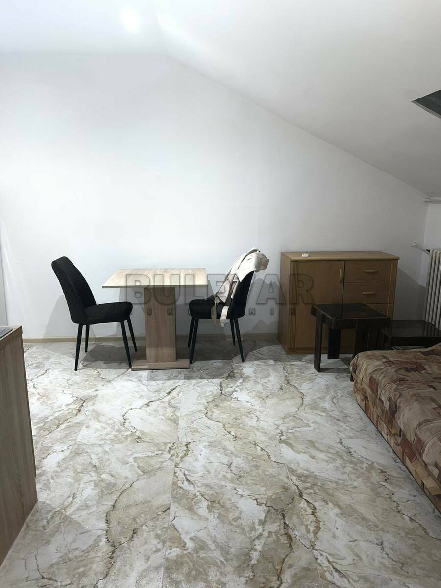 Jednoiposoban stan, Niš - Bulevar Nemanjića | Izdavanje · 41m² · 250€