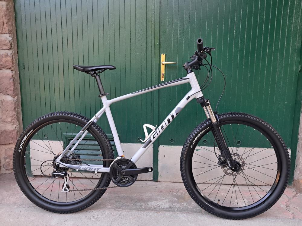 Giant Talon (Size-XL) 27.5 3x8 Hidraulika