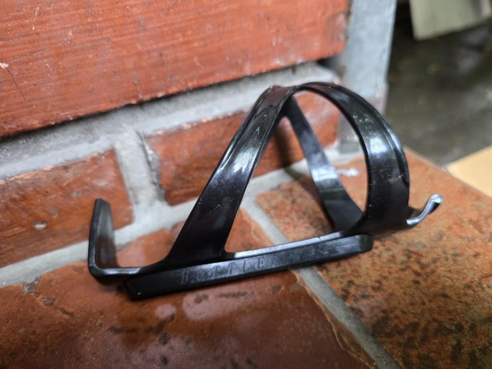 Bottle cage nosac