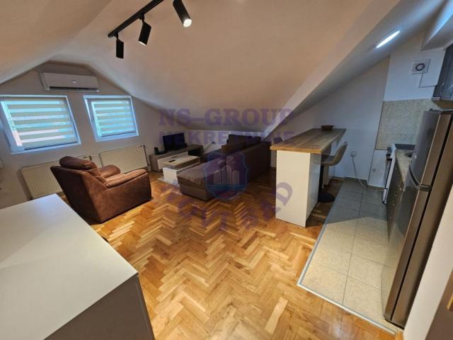 Kompletno nameštena garsonjera, podne površine cca 34m2