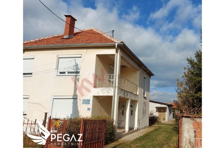 Prodaje se kuća u Žitorađi - 160m² na prostranom placu (11 ari)