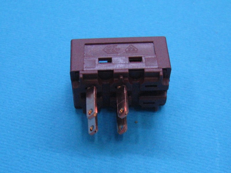 PREKIDAC ASPIRATORA SVETLO GORENJE 507484 ZAM. DEO 109184 ELECTROLUX AEG 50230647005 CANDY HOOVER 93901999 FAGOR BRANDT 71X9073