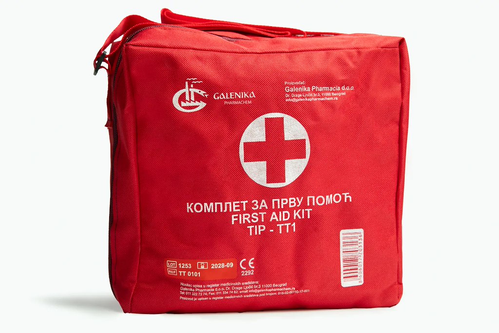 Galenika Torbica sa kompletom za pružanje prve pomoći TT1, Crvena