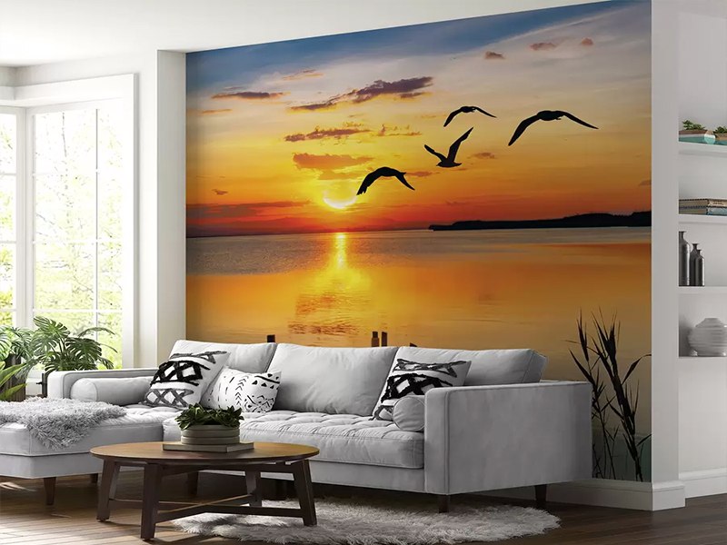 Galebovi nad zlatnim horizontom