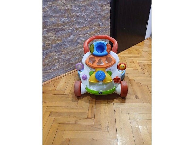 Chicco guralica/prohodavalica/hodalica za bebe