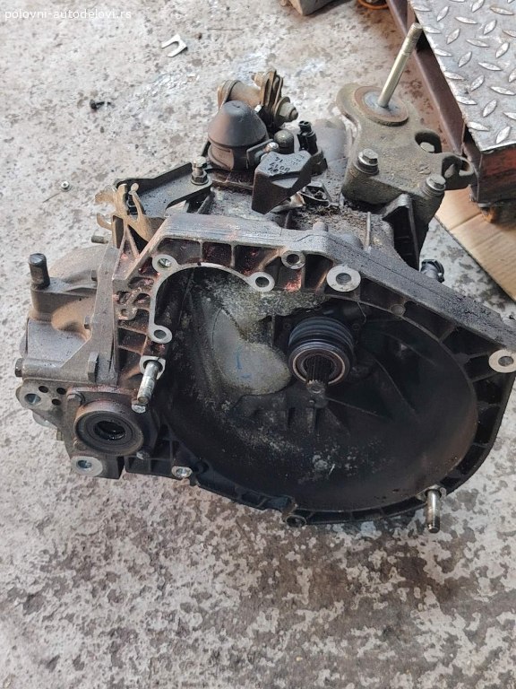 FIAT BRAVO 2 MENJAČ 1.9 JTD ORIGINALNI DELOVI MOGUCA UGRAD