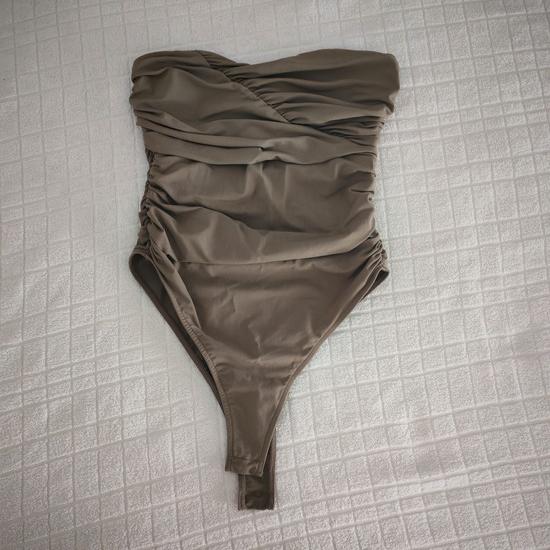 Zara body M
