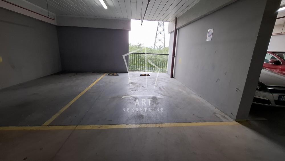 Blok 72 , garažno mesto ID#15513
20.000 €