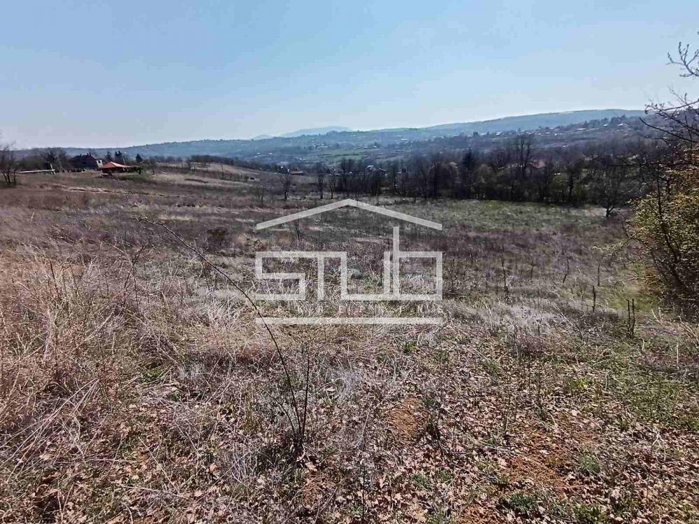 Građevinski plac na Kosmaju, Prodaja! ID#1587
69.600 €