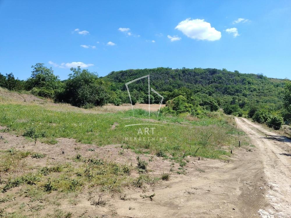 Uknjižen građevinski plac ID#15511
65.000 €