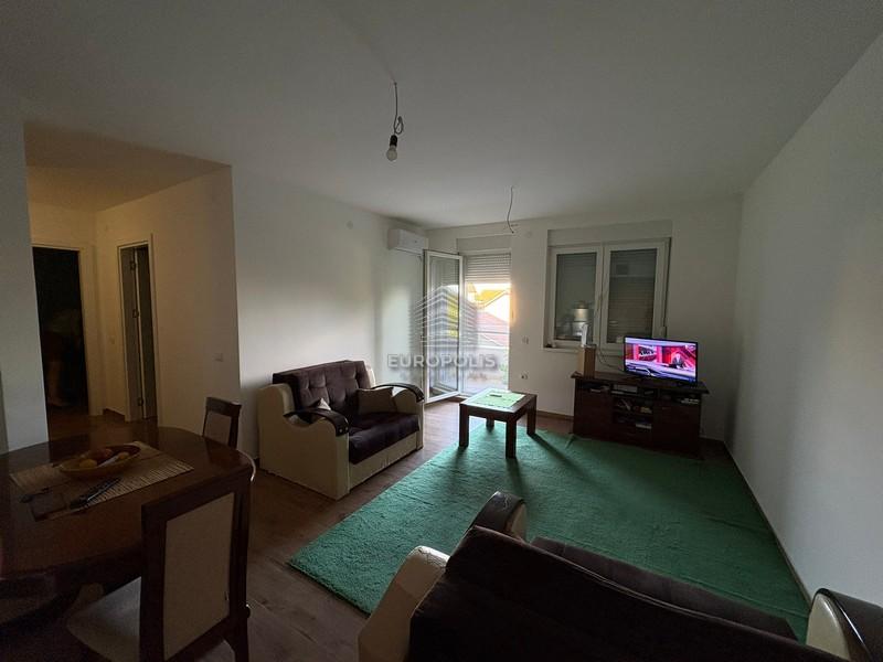 Trosoban stan u Staroj Pazovi ID#9563
116.800 €