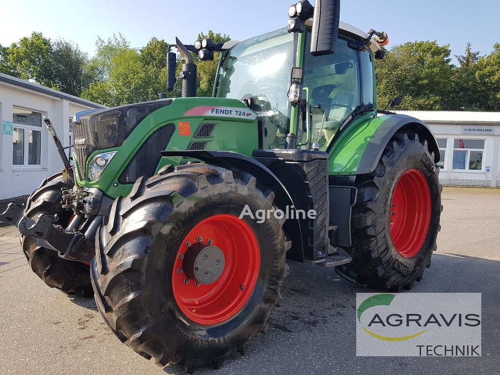 Fendt 724 Vario S4 traktor točkaš