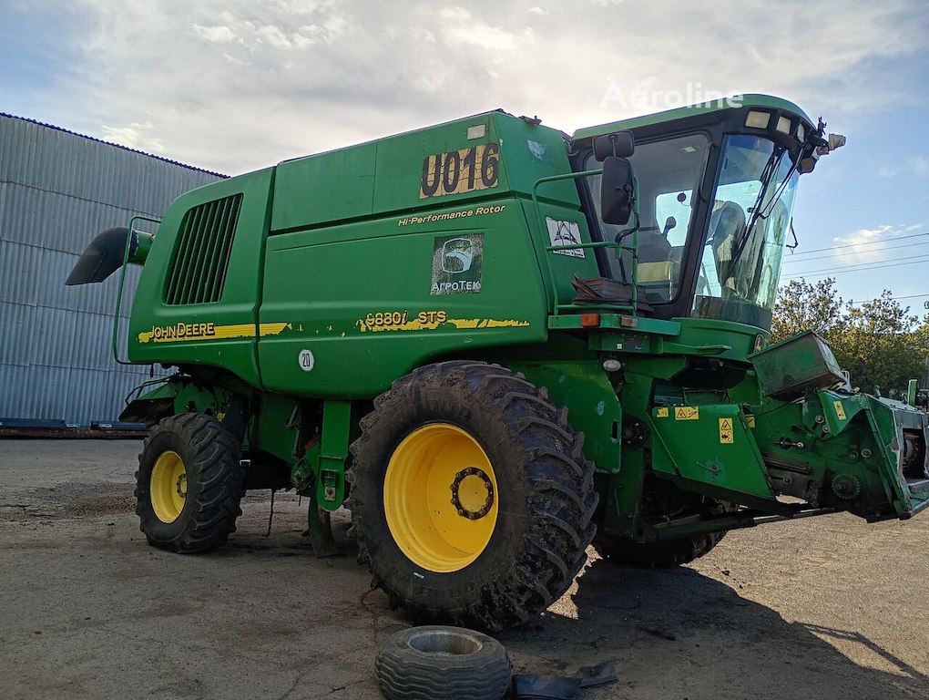 John Deere 9880i STS kombajn za žito