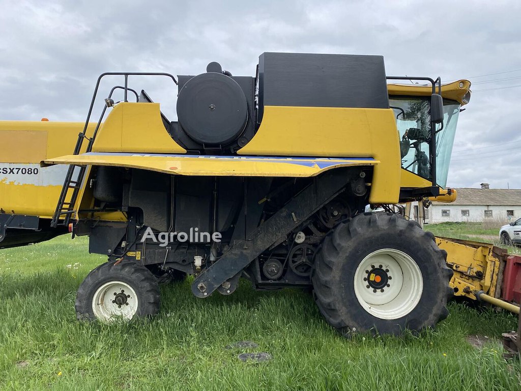 New Holland CSX 7080 kombajn za žito