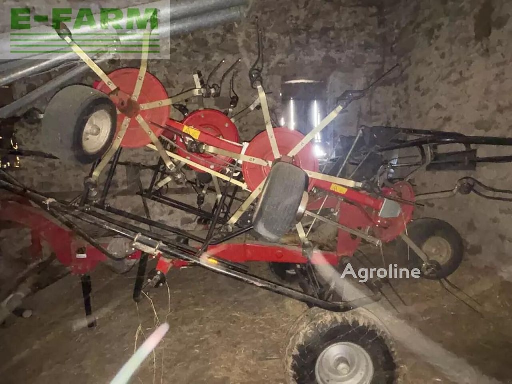 Fella TH 901 Trans prevrtač sena