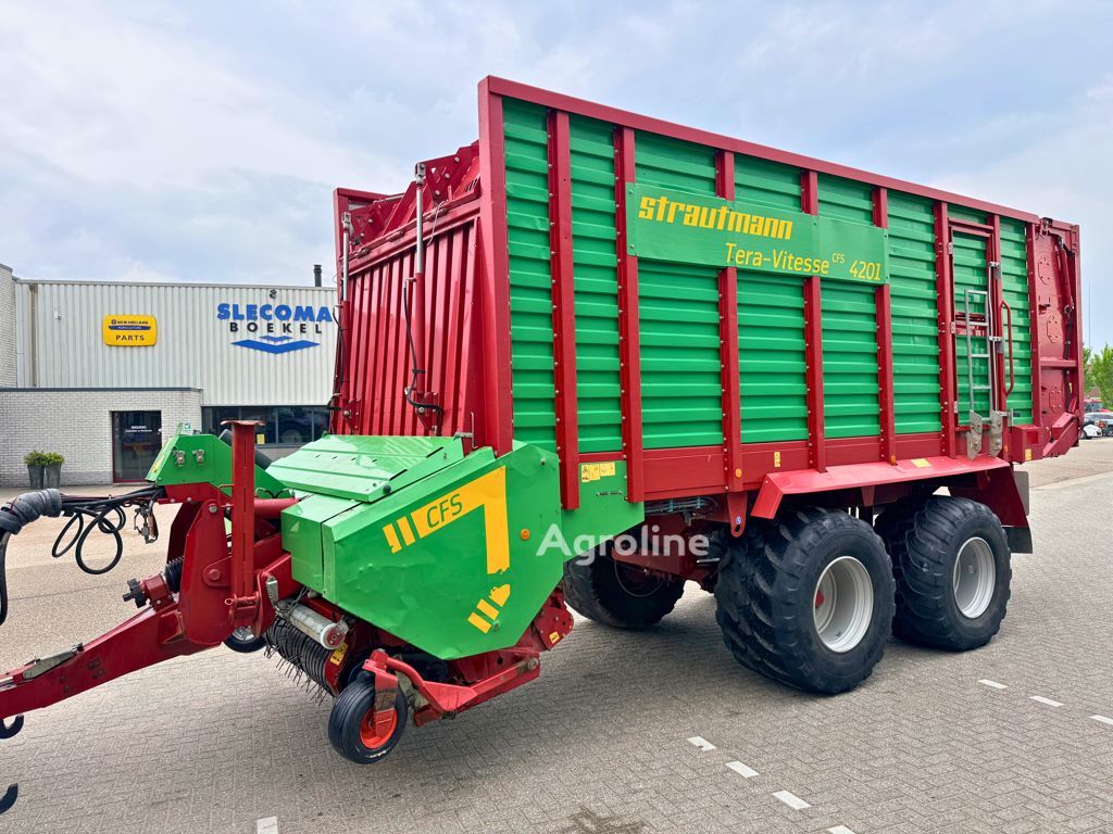 Strautmann Tera-Vitesse 4201CFS samoutovarna prikolica