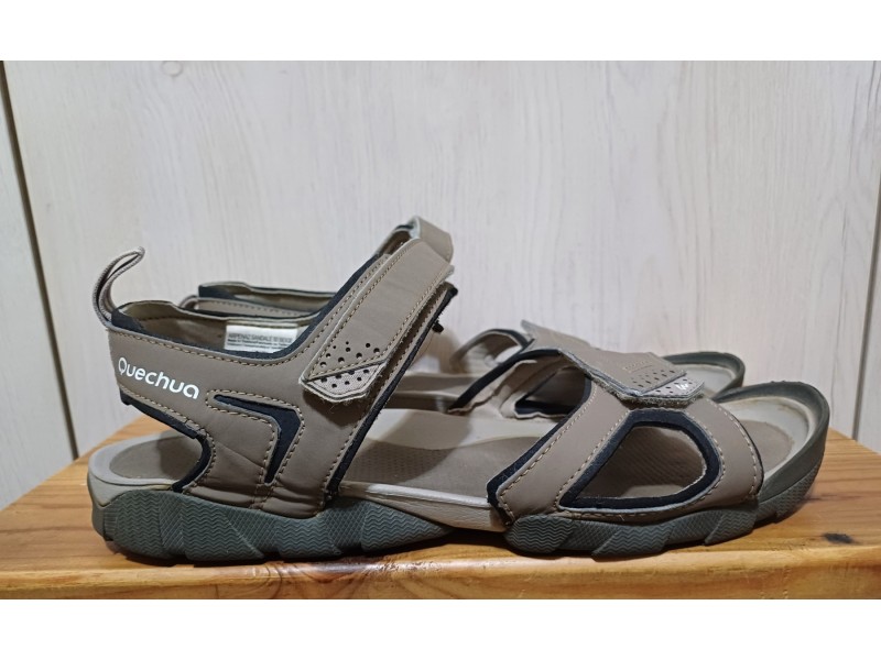 Quechua sandale iz Decathlona 43