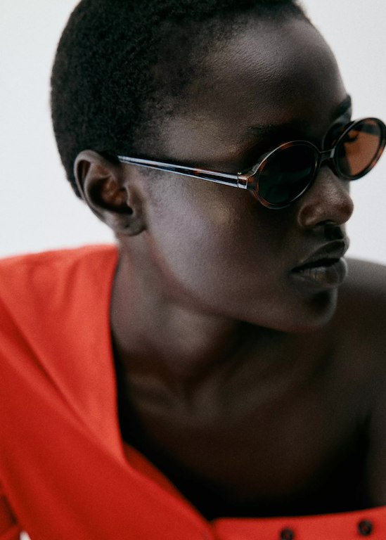 OVAL-FRAME SUNGLASSES
