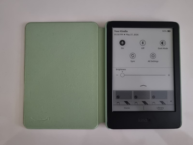 Kindle 11. gen (2024) 16GB u originalnoj futroli
