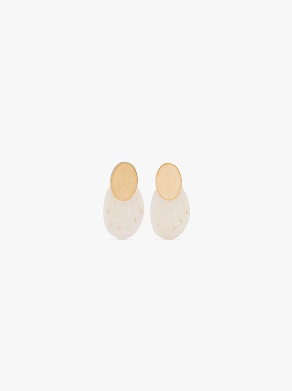 OVAL EARRINGS WITH SHELLS