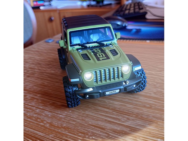 Nov metalni Džip Wrangler Rubikon 1:32 –Najopremljeniji