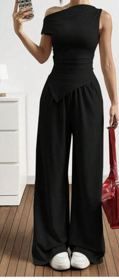 Shein crni elegantni komplet