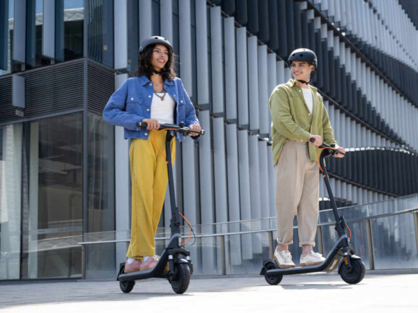 Elektricni trotinet SEGWAY NINEBOT E2 E II (AA.05.14.01.0004)